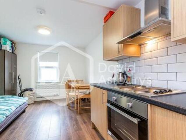 Studio Flat For Rent In Hornsey