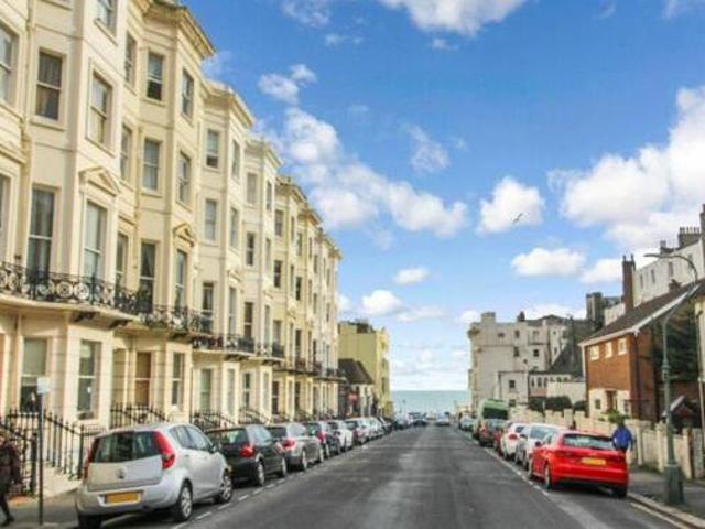 Studio Flat For Rent In Hove, East Sussex