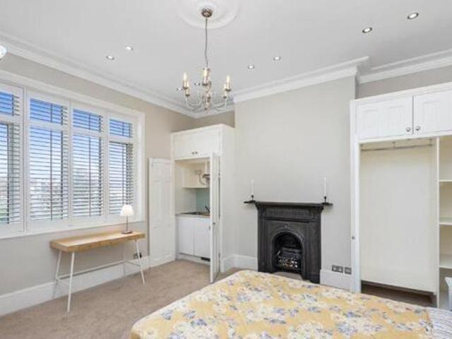Studio Flat For Rent In Hove, East Sussex