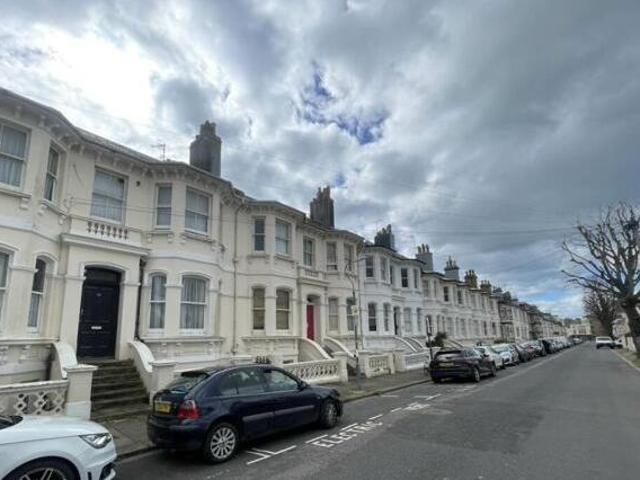 Studio Flat For Rent In Hove