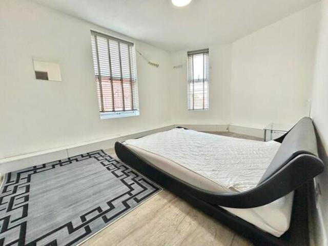 Studio flat for rent in Humber Road, Stoke, Coventry, CV3