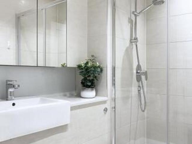 Studio flat for rent in Huntley Street, London, WC1E