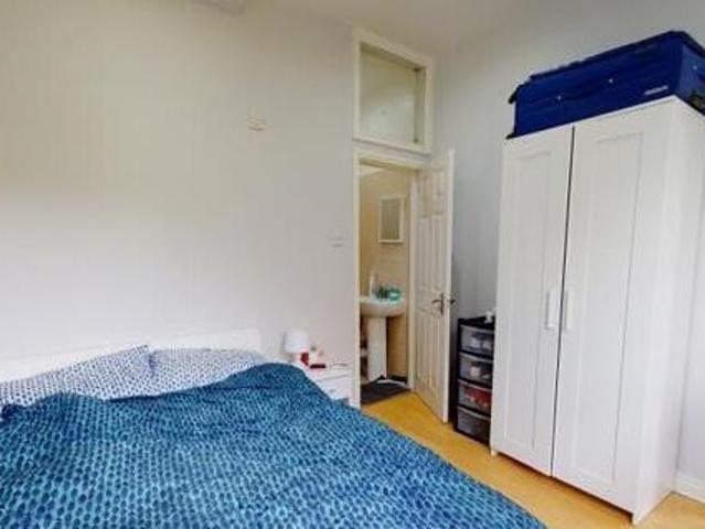 Studio Flat For Rent In Hyde Park