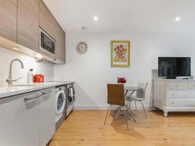 Studio Flat For Rent In Imperial Wharf, London