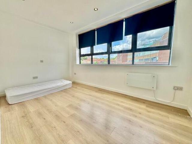 Studio flat for rent in Imperial House, Rose Lane, Norwich, NR1