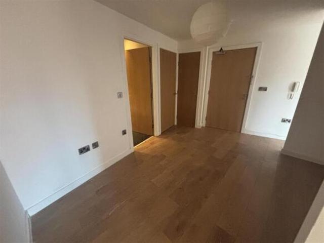 Studio flat for rent in IQuarter, City Centre, Sheffield, S3