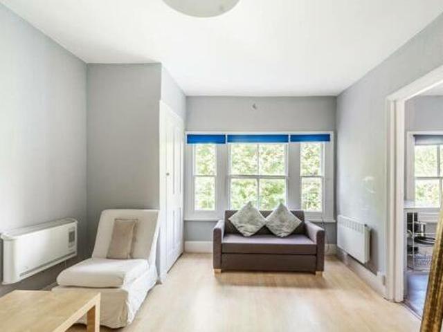 Studio Flat For Rent In Kensington, London