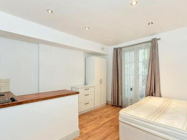 Studio Flat For Rent In Kensington