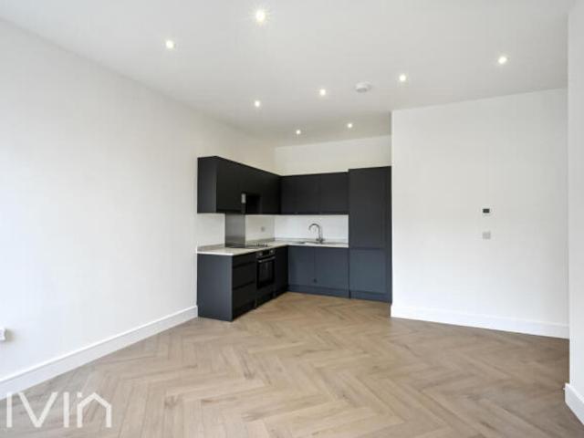 2 bedroom flat for rent in Ketan House, Croydon, CR0