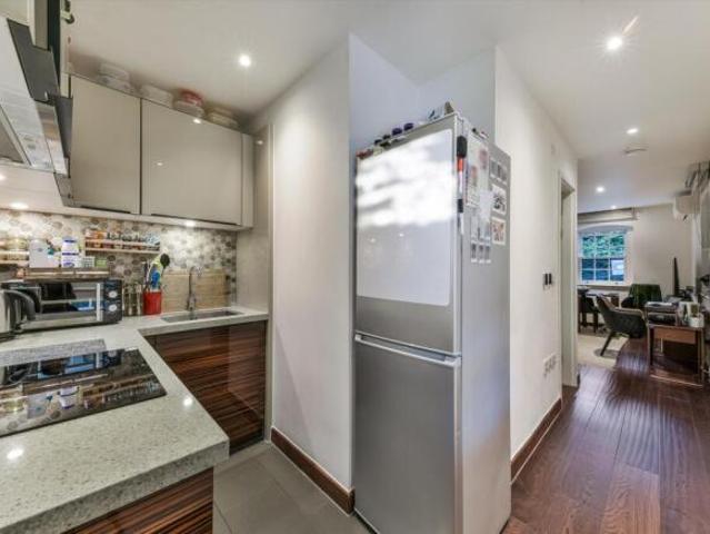 Studio flat for rent in King Henry Terrace, Sovereign Court, Wapping, London, E1W