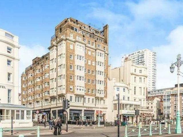 Studio flat for rent in Kings Road BRIGHTON BN1
