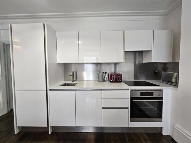 Studio flat for rent in Kings Road, Reading, Berkshire, RG1