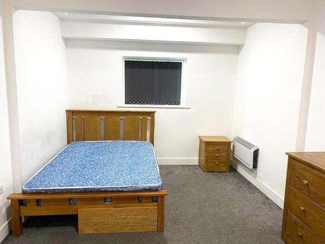 Studio flat for rent in Lake Road, Portsmouth, PO1