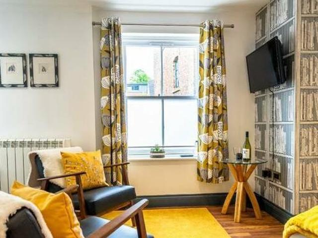 Studio flat for rent in Lawrence Street York North Yorkshire YO10