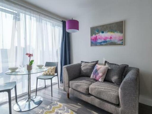 Studio Flat For Rent In Leeds, West Yorkshire