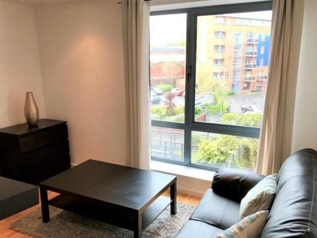 Studio Flat For Rent In Leeds, West Yorkshire