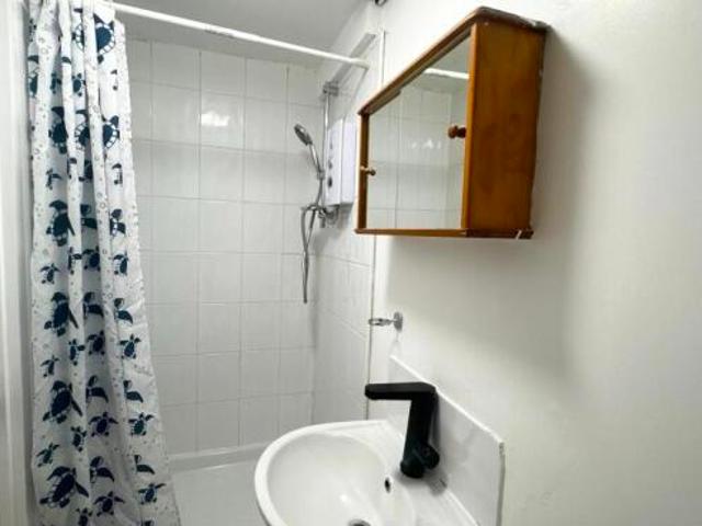 Studio flat for rent in Lewes Road RL0099, BN2