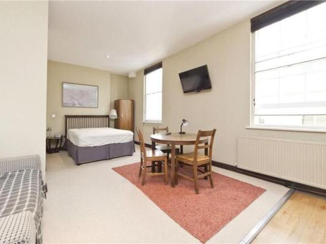 Studio flat for rent in Lincoln's Inn Fields, Holborn, WC2A