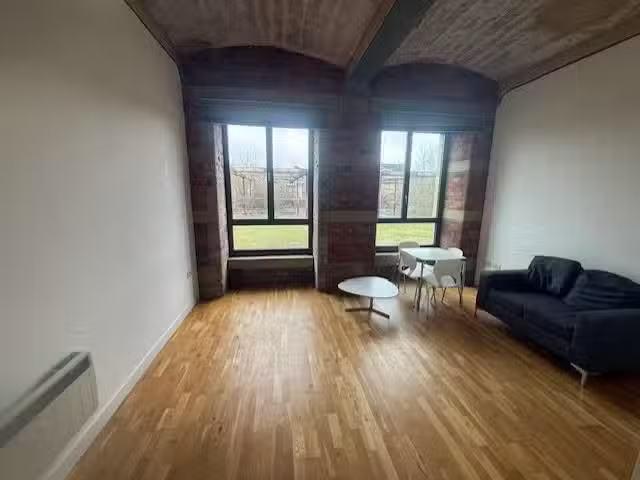 Studio flat for rent in Lilycroft Road, Bradford, BD9