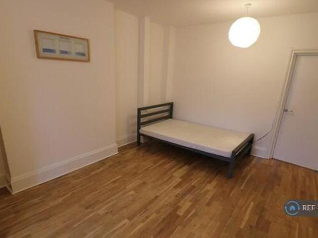 Studio Flat For Rent In London
