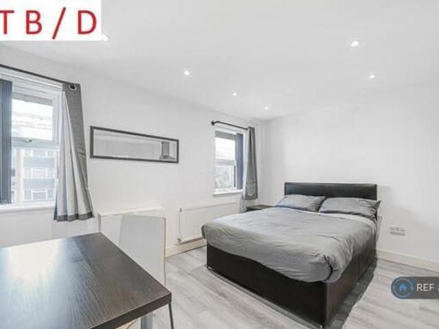 Studio Flat For Rent In London