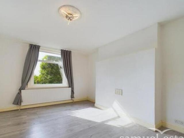 Studio Flat For Rent In London