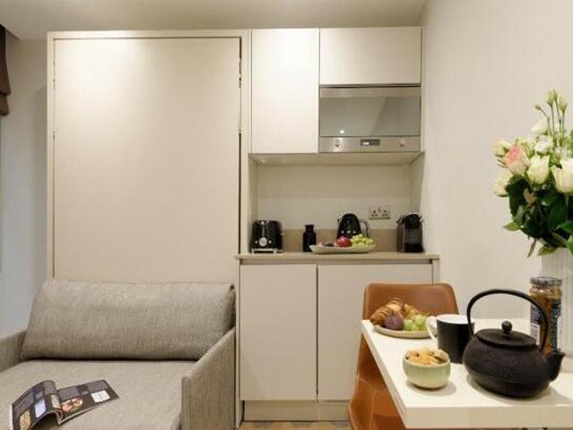Studio Flat For Rent In London