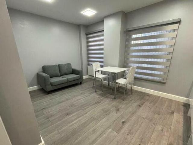 Studio Flat For Rent In London