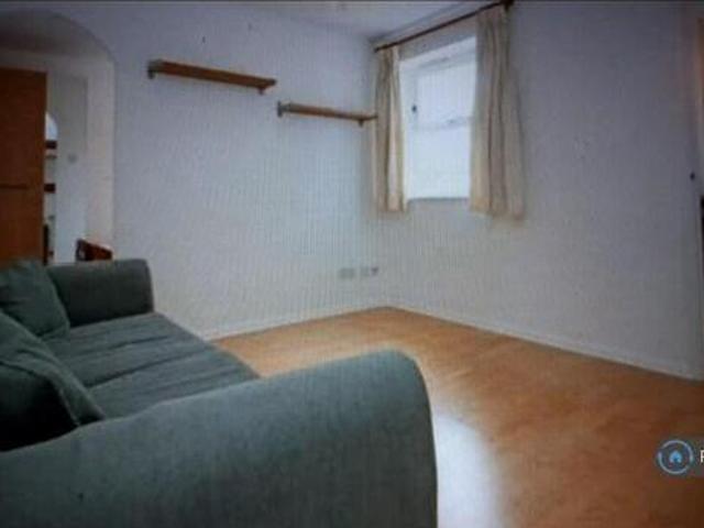 Studio Flat For Rent In London