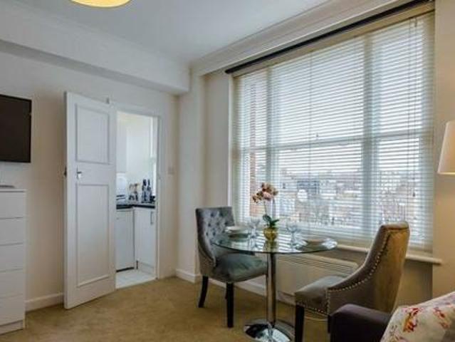 Studio Flat For Rent In London