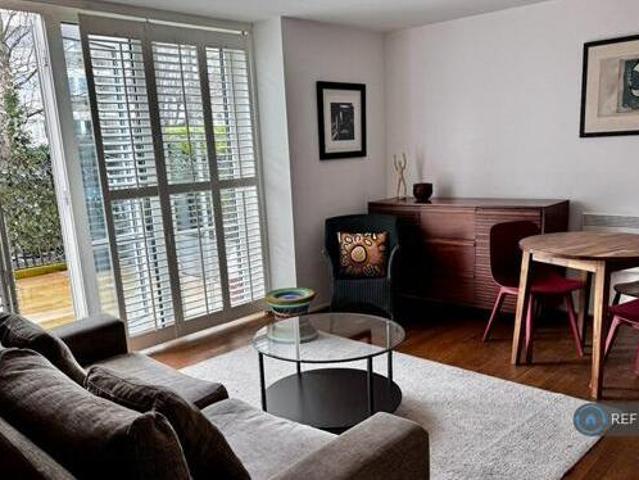 Studio Flat For Rent In London