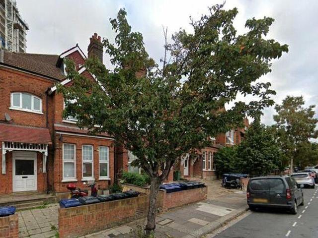 Studio Flat For Rent In London
