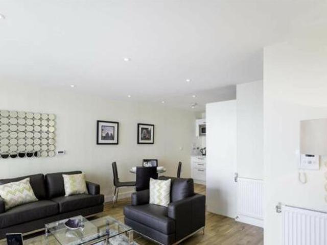 Studio Flat For Rent In London