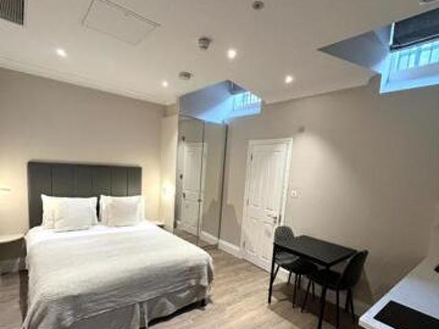 Studio Flat For Rent In London