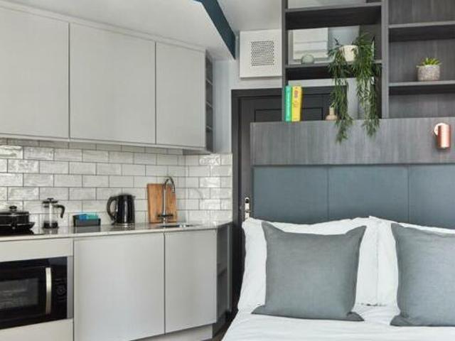 Studio Flat For Rent In London
