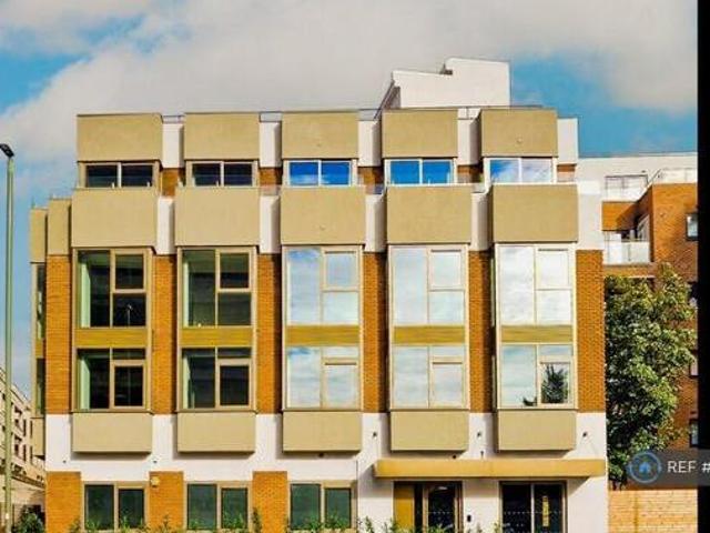 Studio Flat For Rent In London