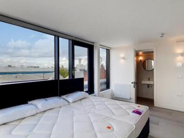 Studio Flat For Rent In London