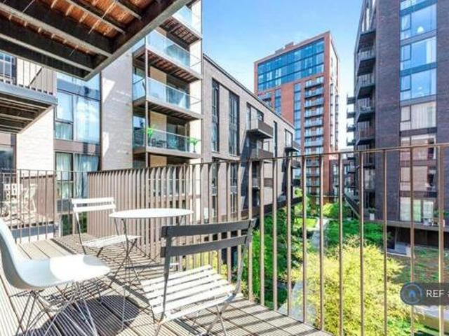 Studio Flat For Rent In London