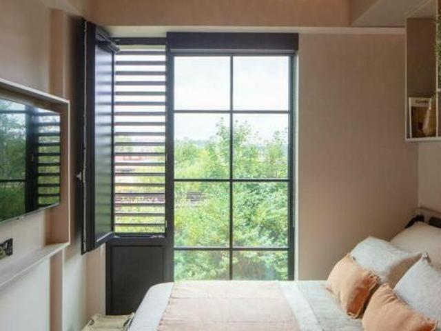 Studio Flat For Rent In London