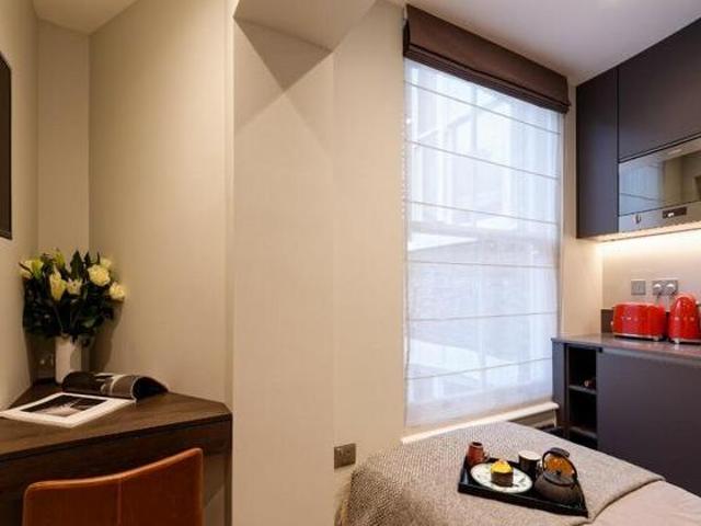 Studio Flat For Rent In London