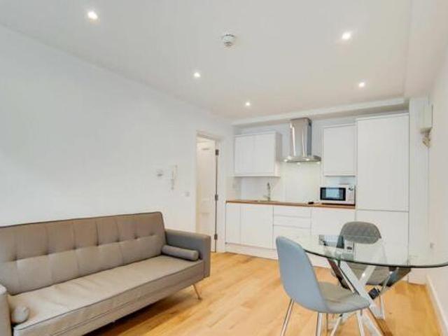 Studio Flat For Rent In London