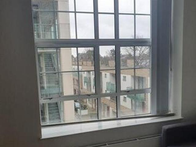 Studio Flat For Rent In London