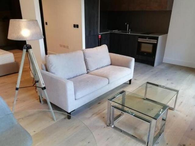Studio Flat For Rent In London