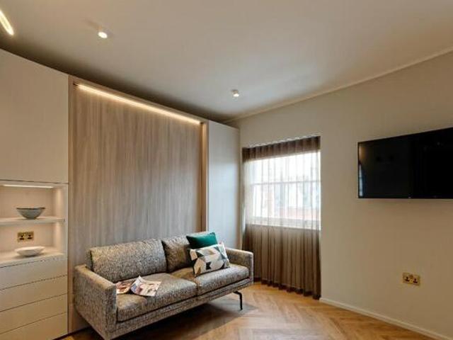 Studio Flat For Rent In London