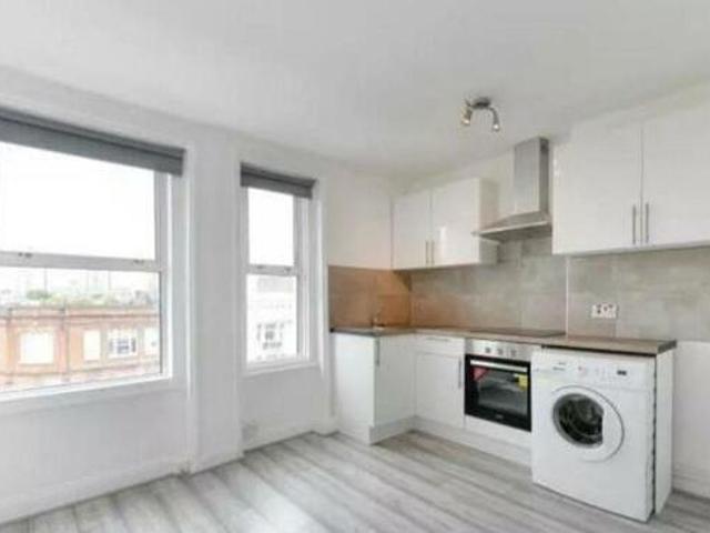 Studio Flat For Rent In London