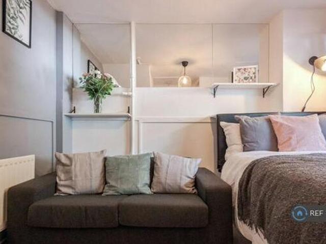 Studio Flat For Rent In London