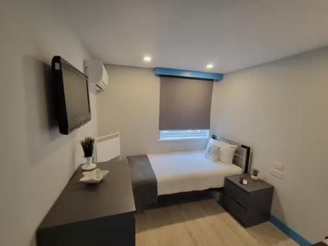 Studio flat for rent in London Road, Thornton Heath, CR7