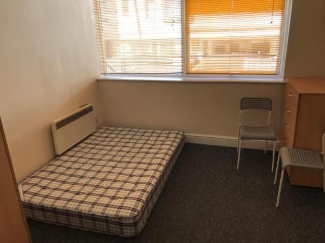 Studio flat for rent in London Road, Southampton, Hampshire, SO15