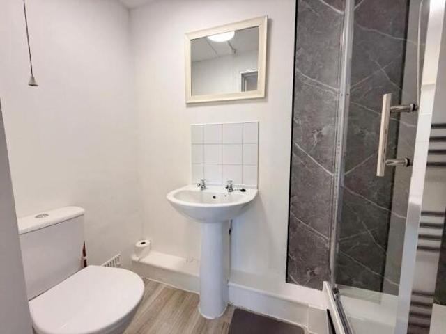 Studio flat for rent in Lowther Road, Charminster, BH8