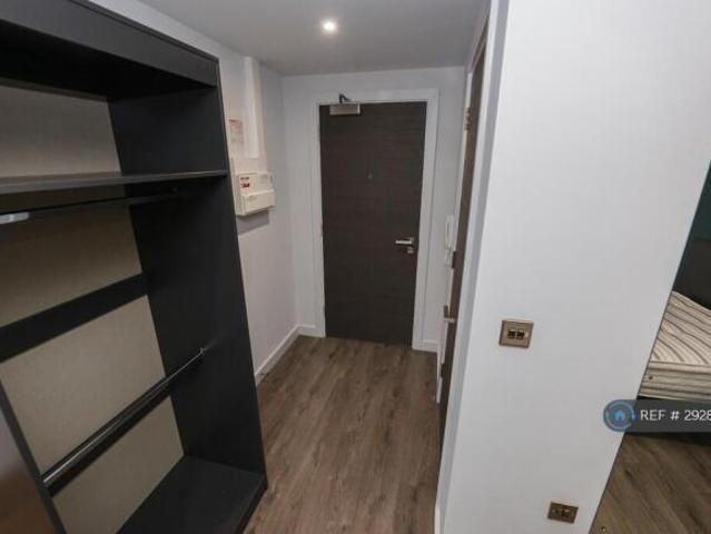 Studio flat for rent in Low Hill, Liverpool, L6